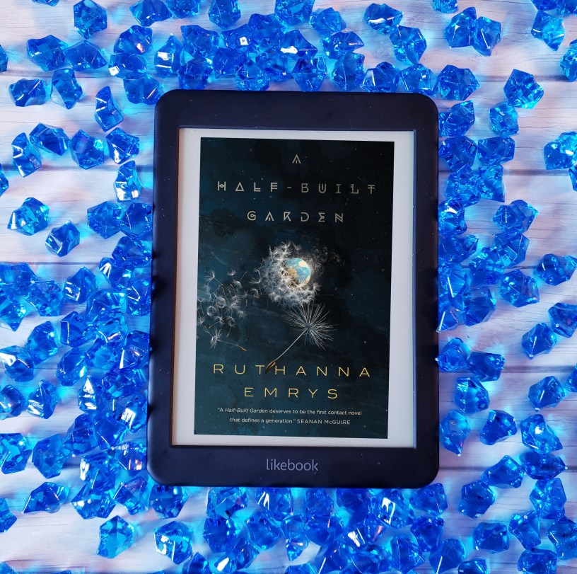 Review: A Half-Built Garden by Ruthanna Emrys – Quirky Cat's Fat Stacks