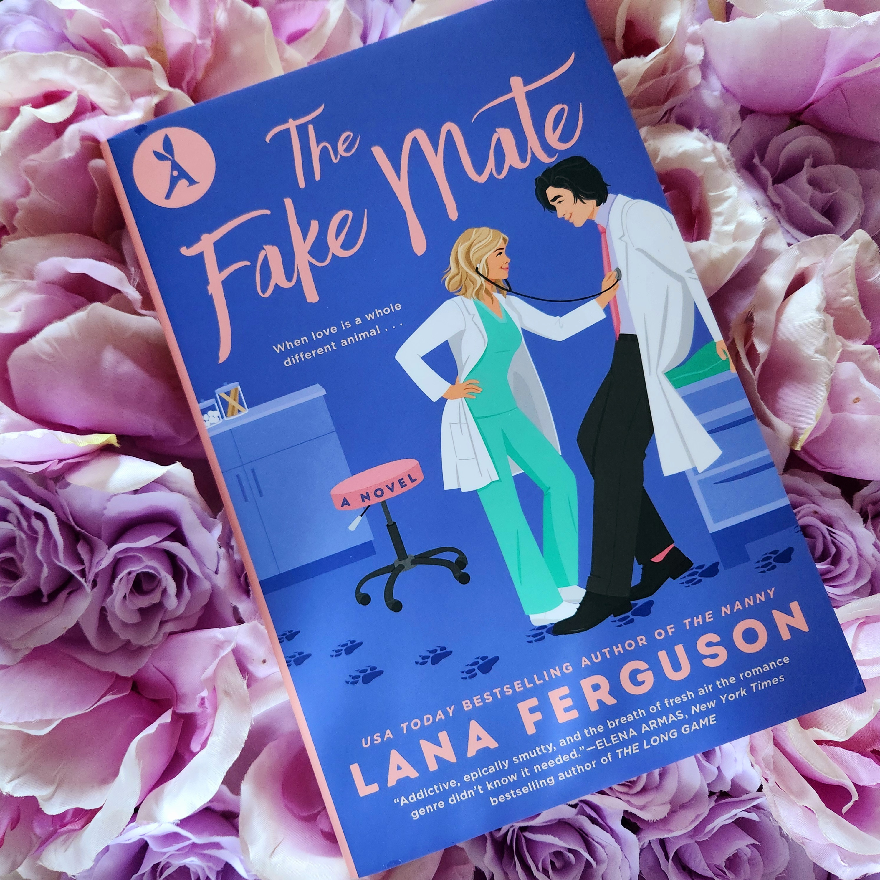 Review: The Fake Mate by Lana Ferguson – Quirky Cat's Fat Stacks