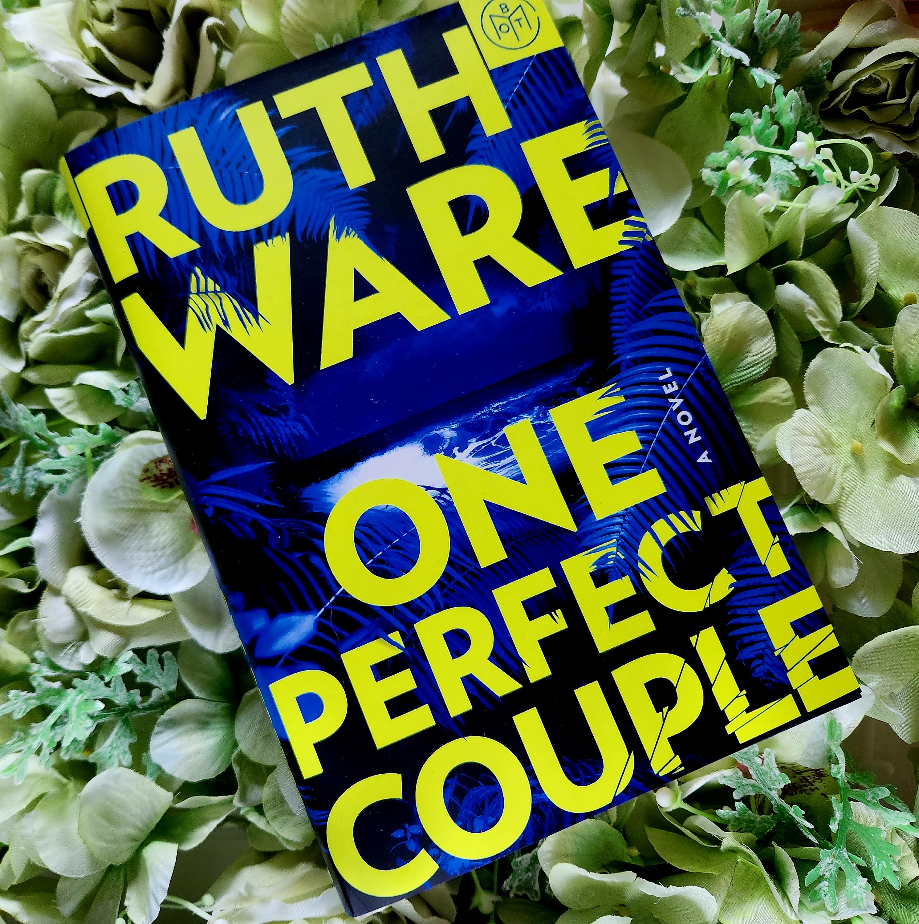 Review: One Perfect Couple by Ruth Ware – Quirky Cat's Fat Stacks